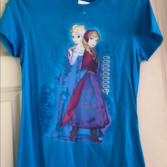 Disney | Tops | Frozen Tee | Poshmark